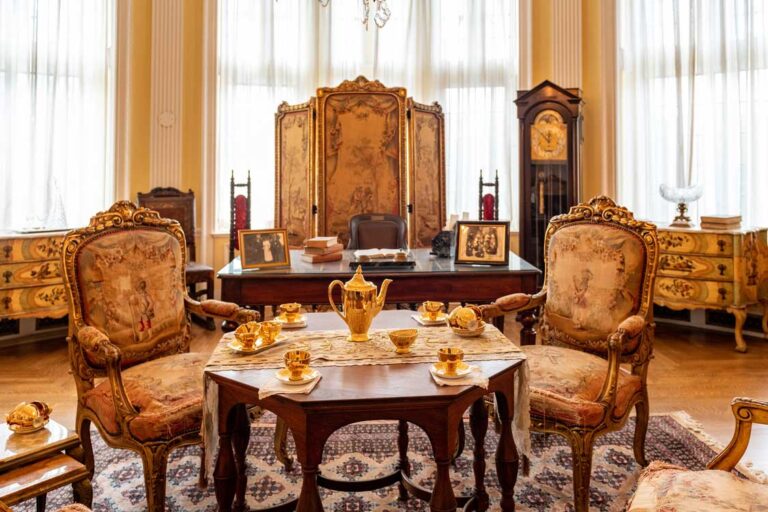 Exploring Casa Loma: Your Guide to Experiencing This Iconic Toronto ...